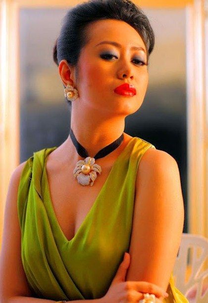 Mya Hnin Yee Lwin - Fashion Myanmar
